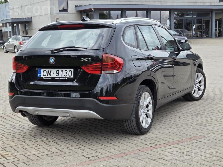 Black BMW X1 2013 in Kuldiga, with an engine capacity of 2.00 L and mileage of 257 thousand km for 7300 €, photo 3 on AUTOMOTO.COM.LV