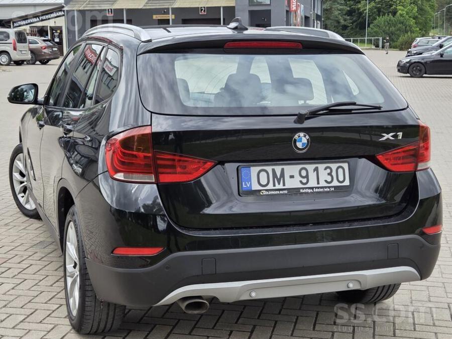 Black BMW X1 2013 in Kuldiga, with an engine capacity of 2.00 L and mileage of 257 thousand km for 7300 €, photo 6 on AUTOMOTO.COM.LV