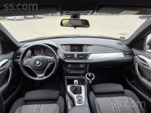 Black BMW X1 2013 in Kuldiga, with an engine capacity of 2.00 L and mileage of 257 thousand km for 7300 €, photo 7 on AUTOMOTO.COM.LV