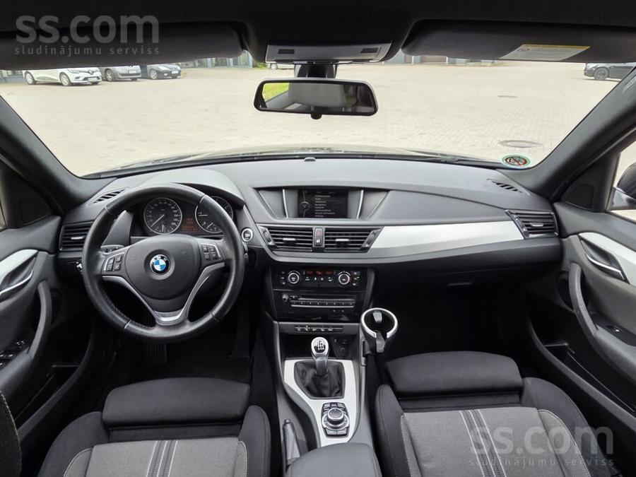 Black BMW X1 2013 in Kuldiga, with an engine capacity of 2.00 L and mileage of 257 thousand km for 7300 €, photo 7 on AUTOMOTO.COM.LV