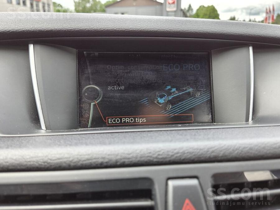 Black BMW X1 2013 in Kuldiga, with an engine capacity of 2.00 L and mileage of 257 thousand km for 7300 €, photo 11 on AUTOMOTO.COM.LV
