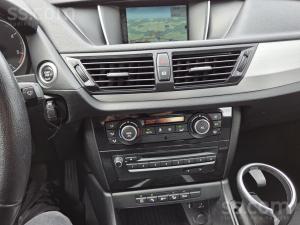 Black BMW X1 2013 in Kuldiga, with an engine capacity of 2.00 L and mileage of 257 thousand km for 7300 €, photo 12 on AUTOMOTO.COM.LV