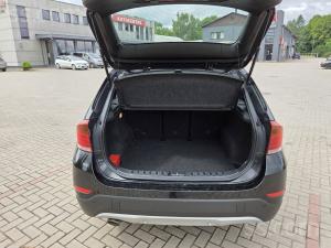 Black BMW X1 2013 in Kuldiga, with an engine capacity of 2.00 L and mileage of 257 thousand km for 7300 €, photo 17 on AUTOMOTO.COM.LV
