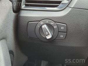 Black BMW X1 2013 in Kuldiga, with an engine capacity of 2.00 L and mileage of 257 thousand km for 7300 €, photo 21 on AUTOMOTO.COM.LV