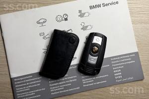 Black BMW X1 2013 in Riga, with an engine capacity of 1.90 L and mileage of 75 thousand km for 15000 €, photo 4 on AUTOMOTO.COM.LV