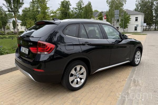 Melns BMW X1 2013 Rīga, ar dzinēja tilpumu 1.90 L un nobraukumu 75 tūkst. km par 15000 €, foto 8 vietnē AUTOMOTO.COM.LV