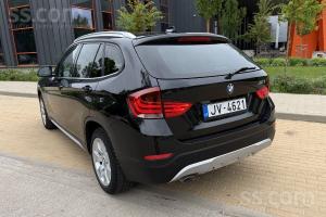 Black BMW X1 2013 in Riga, with an engine capacity of 1.90 L and mileage of 75 thousand km for 15000 €, photo 10 on AUTOMOTO.COM.LV