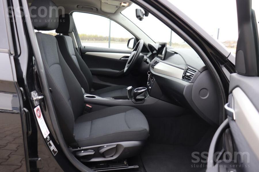 Melns BMW X1 2013 Rīga, ar dzinēja tilpumu 2.00 L un nobraukumu 213 tūkst. km par 7450 €, foto 20 vietnē AUTOMOTO.COM.LV