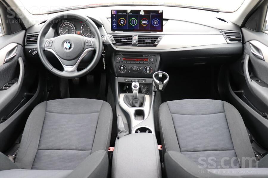 Melns BMW X1 2013 Rīga, ar dzinēja tilpumu 2.00 L un nobraukumu 213 tūkst. km par 7450 €, foto 21 vietnē AUTOMOTO.COM.LV