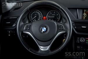 Black BMW X1 2013 in Talsi, with an engine capacity of 2.00 L and mileage of 148 thousand km for 11950 €, photo 19 on AUTOMOTO.COM.LV