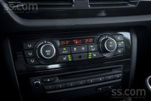 Black BMW X1 2013 in Talsi, with an engine capacity of 2.00 L and mileage of 148 thousand km for 11950 €, photo 25 on AUTOMOTO.COM.LV