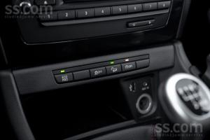 Black BMW X1 2013 in Talsi, with an engine capacity of 2.00 L and mileage of 148 thousand km for 11950 €, photo 26 on AUTOMOTO.COM.LV