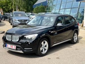 Black BMW X1 2013 in Riga, with an engine capacity of 2.00 L and mileage of 181 thousand km for 9499 €, photo 4 on AUTOMOTO.COM.LV