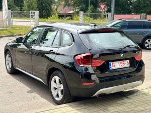 Black BMW X1 2013 in Riga, with an engine capacity of 2.00 L and mileage of 181 thousand km for 9499 €, photo 7 on AUTOMOTO.COM.LV