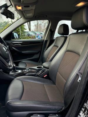 Black BMW X1 2013 in Riga, with an engine capacity of 2.00 L and mileage of 181 thousand km for 9499 €, photo 15 on AUTOMOTO.COM.LV