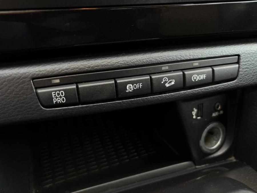 Black BMW X1 2013 in Riga, with an engine capacity of 2.00 L and mileage of 181 thousand km for 9499 €, photo 30 on AUTOMOTO.COM.LV