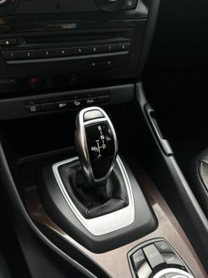 Black BMW X1 2013 in Riga, with an engine capacity of 2.00 L and mileage of 181 thousand km for 9499 €, photo 38 on AUTOMOTO.COM.LV
