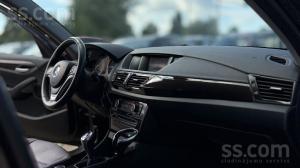 Melns BMW X1 2013 Jelgava, ar dzinēja tilpumu 2.00 L un nobraukumu 335 tūkst. km par 6990 €, foto 9 vietnē AUTOMOTO.COM.LV