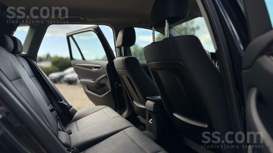Melns BMW X1 2013 Jelgava, ar dzinēja tilpumu 2.00 L un nobraukumu 335 tūkst. km par 6990 €, foto 10 vietnē AUTOMOTO.COM.LV