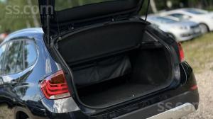 Melns BMW X1 2013 Jelgava, ar dzinēja tilpumu 2.00 L un nobraukumu 335 tūkst. km par 6990 €, foto 31 vietnē AUTOMOTO.COM.LV