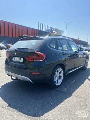 Black BMW X1 2013 in Vilnius, with an engine capacity of 2.00 L and mileage of 268 thousand km for 9500 €, photo 5 on AUTOMOTO.COM.LV