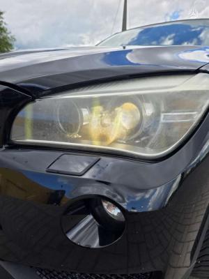 Black BMW X1 2013 in Taurage, with an engine capacity of 2.00 L and mileage of 233 thousand km for 5900 €, photo 7 on AUTOMOTO.COM.LV