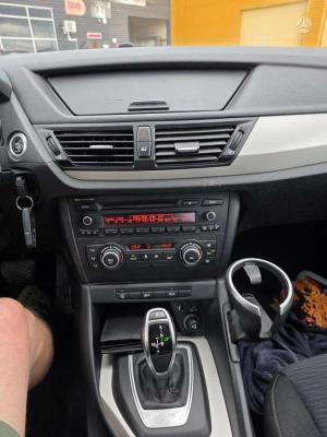 Black BMW X1 2013 in Taurage, with an engine capacity of 2.00 L and mileage of 233 thousand km for 5900 €, photo 11 on AUTOMOTO.COM.LV