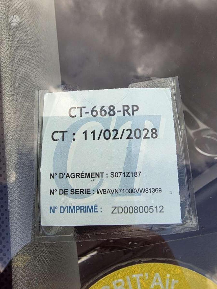 Black BMW X1 2013 in Taurage, with an engine capacity of 2.00 L and mileage of 233 thousand km for 5900 €, photo 14 on AUTOMOTO.COM.LV