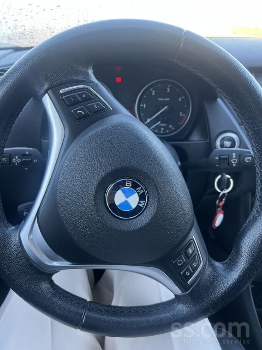 Melns BMW X1 2013 Daugavpils, ar dzinēja tilpumu 2.00 L un nobraukumu 185 tūkst. km par 9150 €, foto 4 vietnē AUTOMOTO.COM.LV