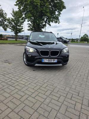 Black BMW X1 2013 in Taurage, with an engine capacity of 2.00 L and mileage of 233 thousand km for 7150 €, photo 3 on AUTOMOTO.COM.LV