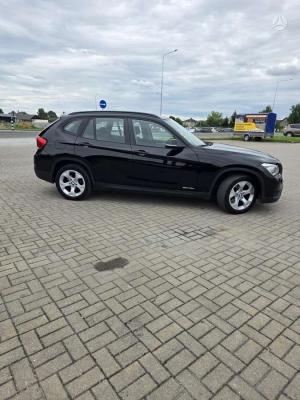 Black BMW X1 2013 in Taurage, with an engine capacity of 2.00 L and mileage of 233 thousand km for 7150 €, photo 6 on AUTOMOTO.COM.LV