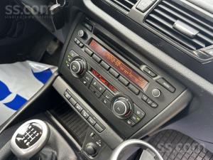 Melns BMW X1 2013 Cēsis, ar dzinēja tilpumu 2.00 L un nobraukumu 0 tūkst. km par 7990 €, foto 14 vietnē AUTOMOTO.COM.LV
