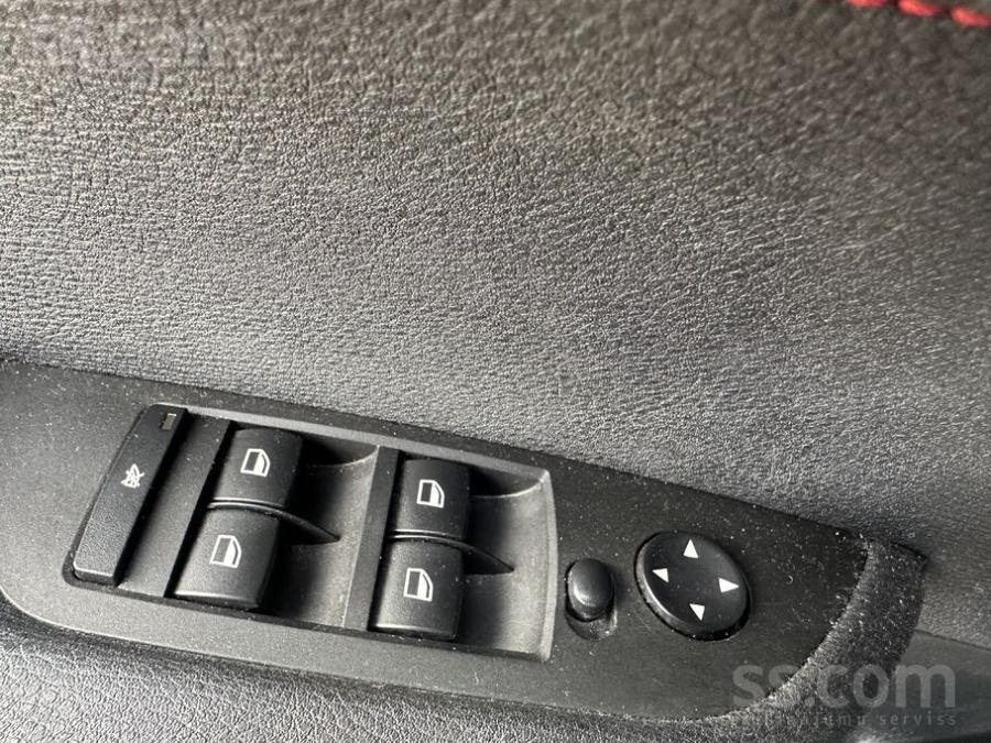 Melns BMW X1 2013 Cēsis, ar dzinēja tilpumu 2.00 L un nobraukumu 0 tūkst. km par 7990 €, foto 17 vietnē AUTOMOTO.COM.LV