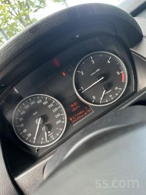 Melns BMW X1 2013 Cēsis, ar dzinēja tilpumu 2.00 L un nobraukumu 0 tūkst. km par 7990 €, foto 21 vietnē AUTOMOTO.COM.LV