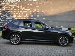 Melns BMW X1 2013 Jelgava, ar dzinēja tilpumu 2.00 L un nobraukumu 0 tūkst. km par 9990 €, foto 7 vietnē AUTOMOTO.COM.LV