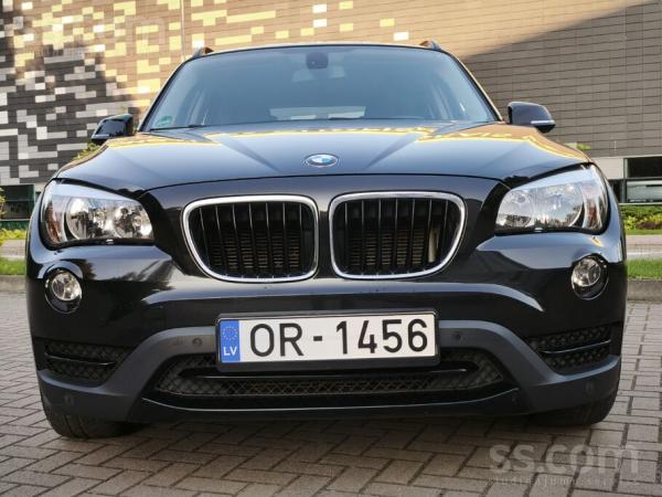 Black BMW X1 2013 in Jelgava, with an engine capacity of 2.00 L and mileage of 0 thousand km for 9990 €, photo 1 on AUTOMOTO.COM.LV