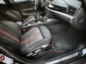 Melns BMW X1 2013 Jelgava, ar dzinēja tilpumu 2.00 L un nobraukumu 176 tūkst. km par 9990 €, foto 14 vietnē AUTOMOTO.COM.LV