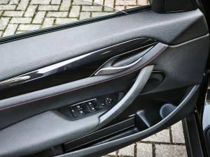 Melns BMW X1 2013 Jelgava, ar dzinēja tilpumu 2.00 L un nobraukumu 176 tūkst. km par 9990 €, foto 26 vietnē AUTOMOTO.COM.LV