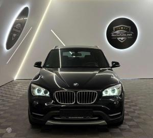 Black BMW X1 2013 in Marijampole, with an engine capacity of 2.00 L and mileage of 258 thousand km for 8999 €, photo 6 on AUTOMOTO.COM.LV