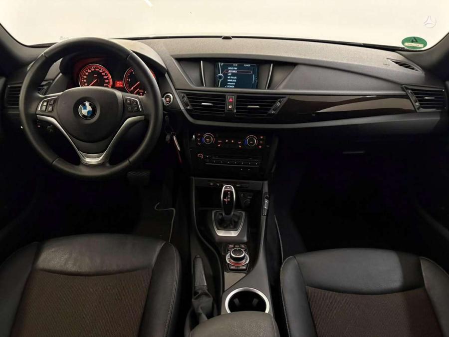 Black BMW X1 2013 in Marijampole, with an engine capacity of 2.00 L and mileage of 258 thousand km for 8999 €, photo 15 on AUTOMOTO.COM.LV