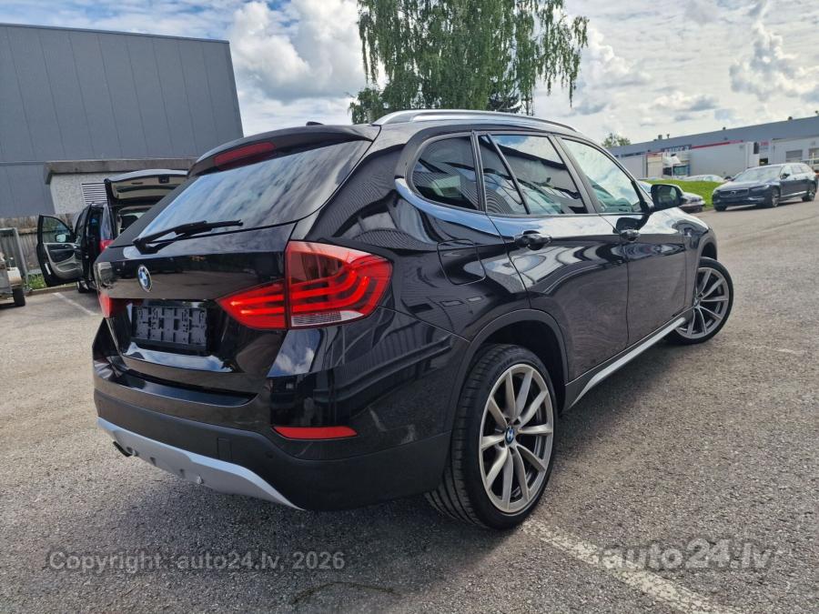 Black BMW X1 2013 in Tartu, with an engine capacity of 2.00 L and mileage of 192 thousand km for 9690 €, photo 9 on AUTOMOTO.COM.LV