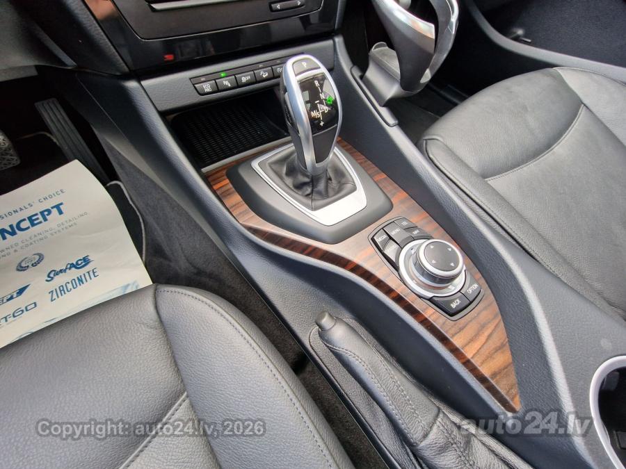 Black BMW X1 2013 in Tartu, with an engine capacity of 2.00 L and mileage of 192 thousand km for 9690 €, photo 25 on AUTOMOTO.COM.LV