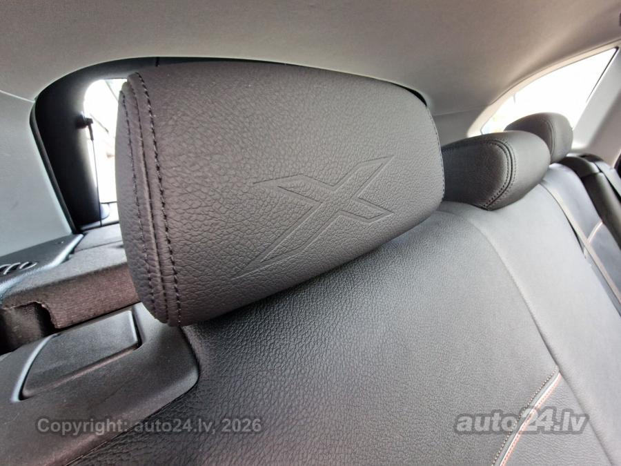 Black BMW X1 2013 in Tartu, with an engine capacity of 2.00 L and mileage of 192 thousand km for 9690 €, photo 28 on AUTOMOTO.COM.LV