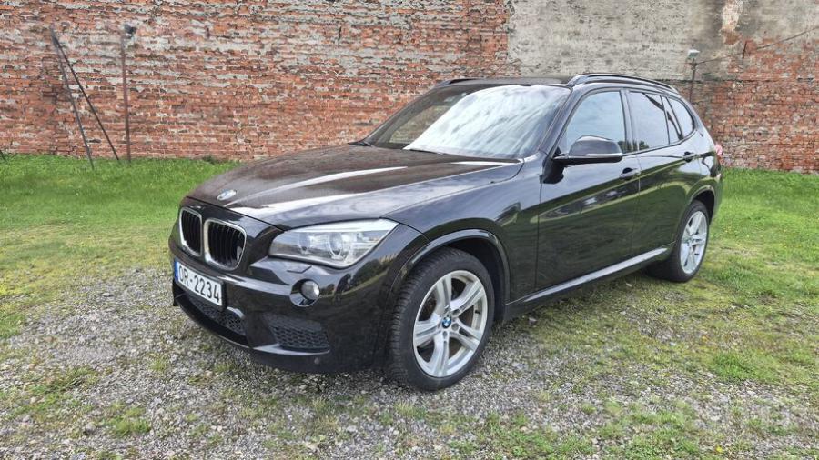 Black BMW X1 2013 in Liepaja, with an engine capacity of 2.00 L and mileage of 230 thousand km for 9850 €, photo 1 on AUTOMOTO.COM.LV