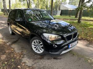 Melns BMW X1 2013 Marijampole, ar dzinēja tilpumu 2.00 L un nobraukumu 278 tūkst. km par 6900 €, foto  vietnē AUTOMOTO.COM.LV
