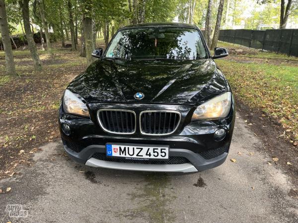 Melns BMW X1 2013 Marijampole, ar dzinēja tilpumu 2.00 L un nobraukumu 278 tūkst. km par 6900 €, foto 4 vietnē AUTOMOTO.COM.LV