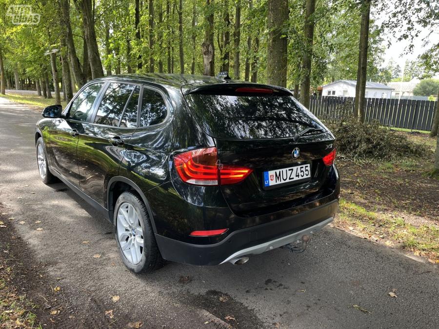 Melns BMW X1 2013 Marijampole, ar dzinēja tilpumu 2.00 L un nobraukumu 278 tūkst. km par 6900 €, foto 5 vietnē AUTOMOTO.COM.LV