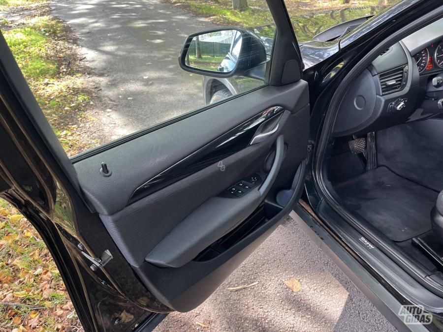 Melns BMW X1 2013 Marijampole, ar dzinēja tilpumu 2.00 L un nobraukumu 278 tūkst. km par 6900 €, foto 10 vietnē AUTOMOTO.COM.LV