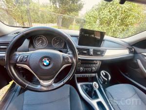 Melns BMW X1 2013 Jūrmala, ar dzinēja tilpumu 2.00 L un nobraukumu 266 tūkst. km par 6700 €, foto 6 vietnē AUTOMOTO.COM.LV