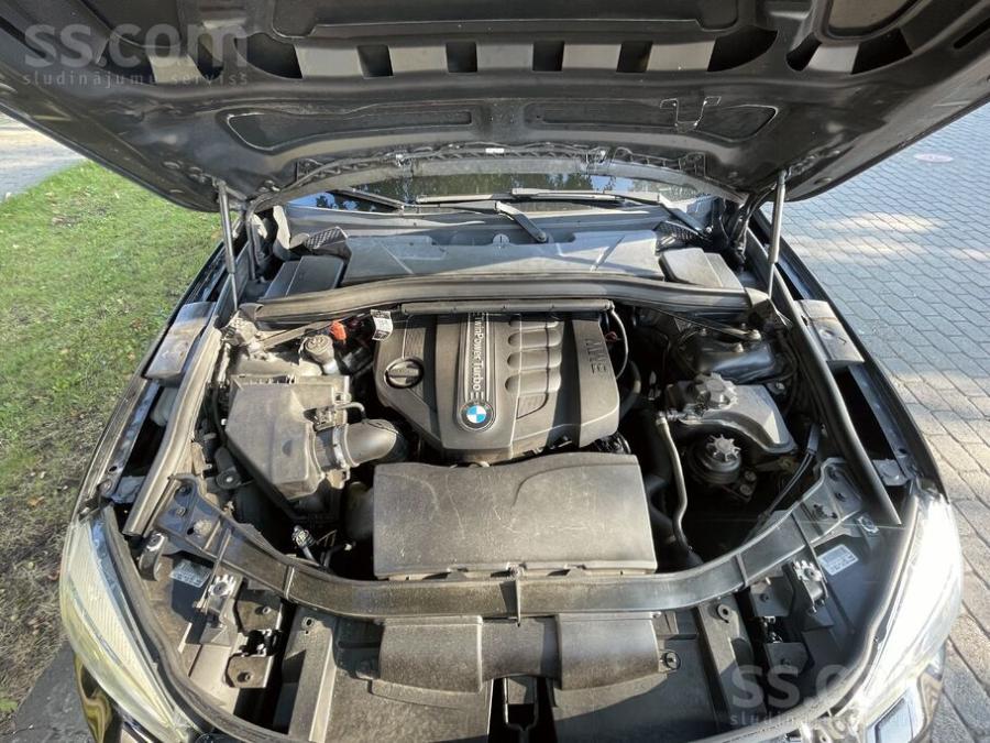 Melns BMW X1 2013 Jūrmala, ar dzinēja tilpumu 2.00 L un nobraukumu 266 tūkst. km par 6700 €, foto 12 vietnē AUTOMOTO.COM.LV